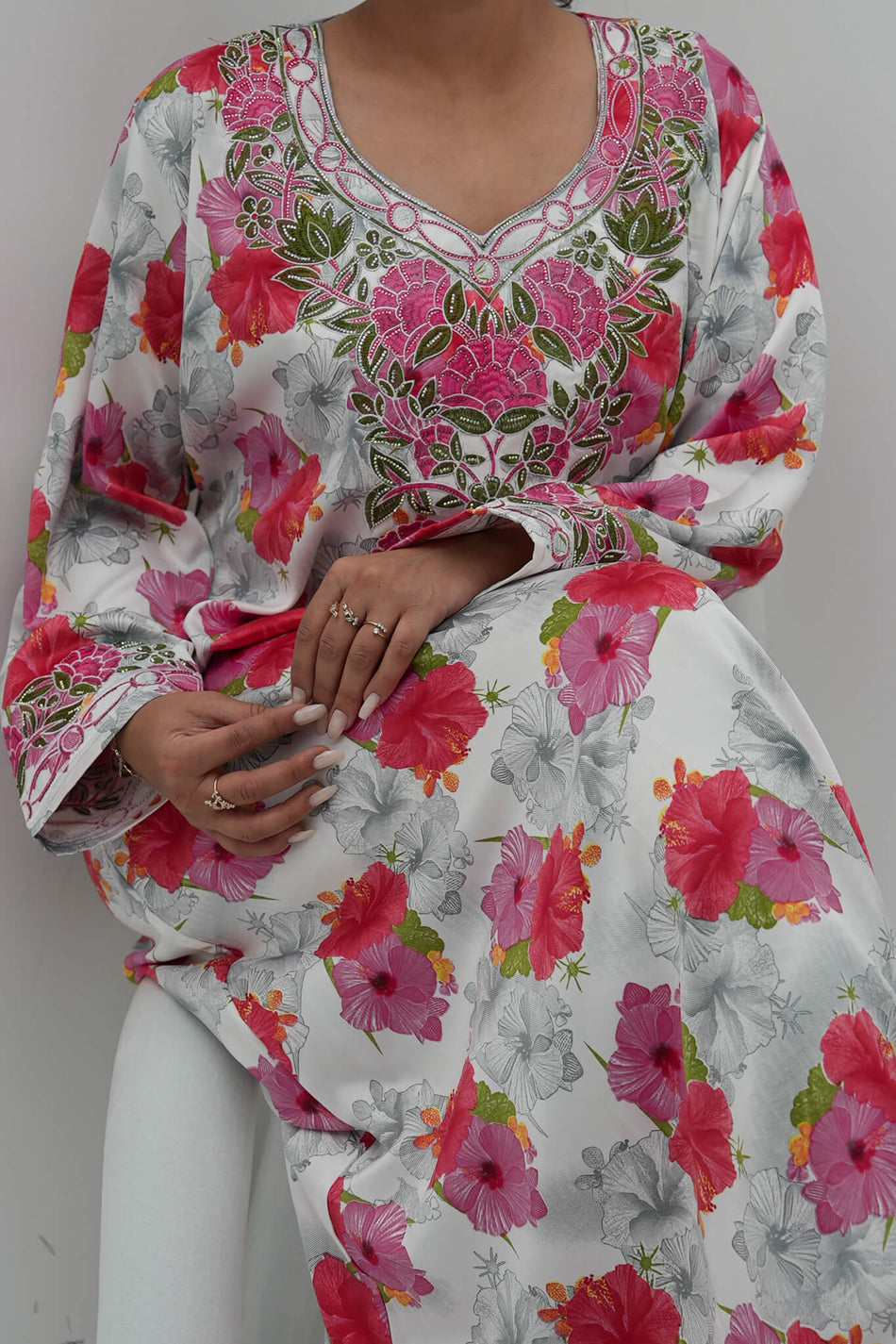 Makhaweer – D.DRESS